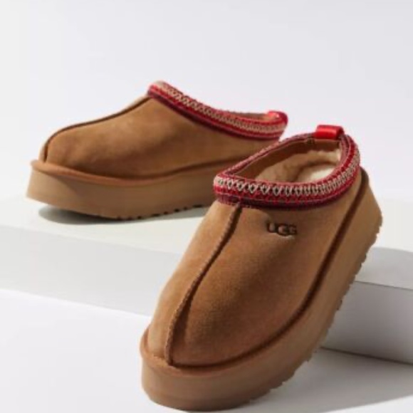 UGG | Shoes | Ugg Taz Platform | Poshmark
